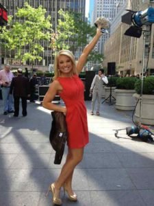 Anna Kooiman Husband, Married, Net Worth, Salary, Measurements, Fox ...