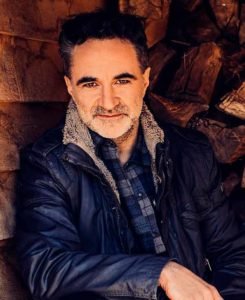 Is The Supervet Surgeon Noel Fitzpatrick Married? Know His Net Worth ...