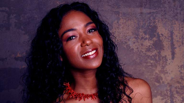 Ananda Lewis Biography, Husband, Married, Children, Net Worth, Parents ...