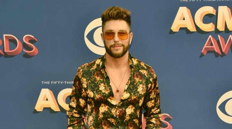 Chris Lane Biography, Net Worth, Dating, Girlfriend, Married, Siblings ...