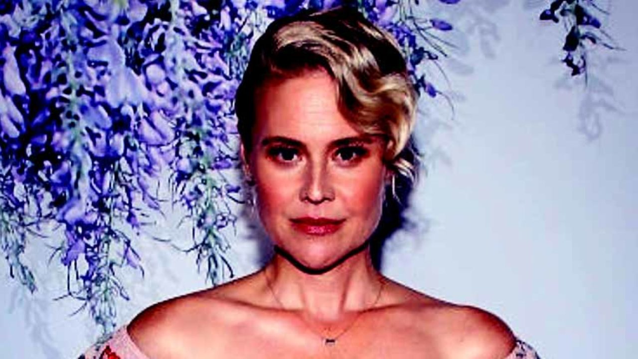 Kristin Booth Tim Ware