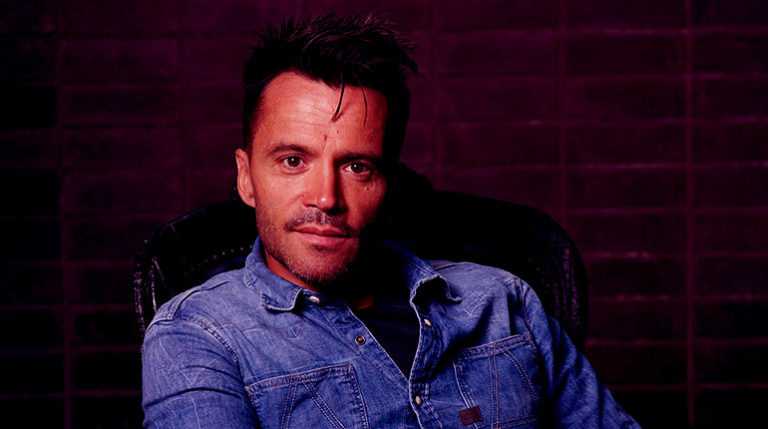 Damian Walshe Howling Biography, Wife, Married, Parents, Height, Age ... Damian Walshe Howling Biography, Wife, Married, Parents, Height, Age ...