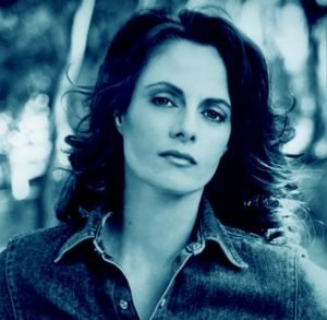 Lisa Blount | Eceleb-Gossip